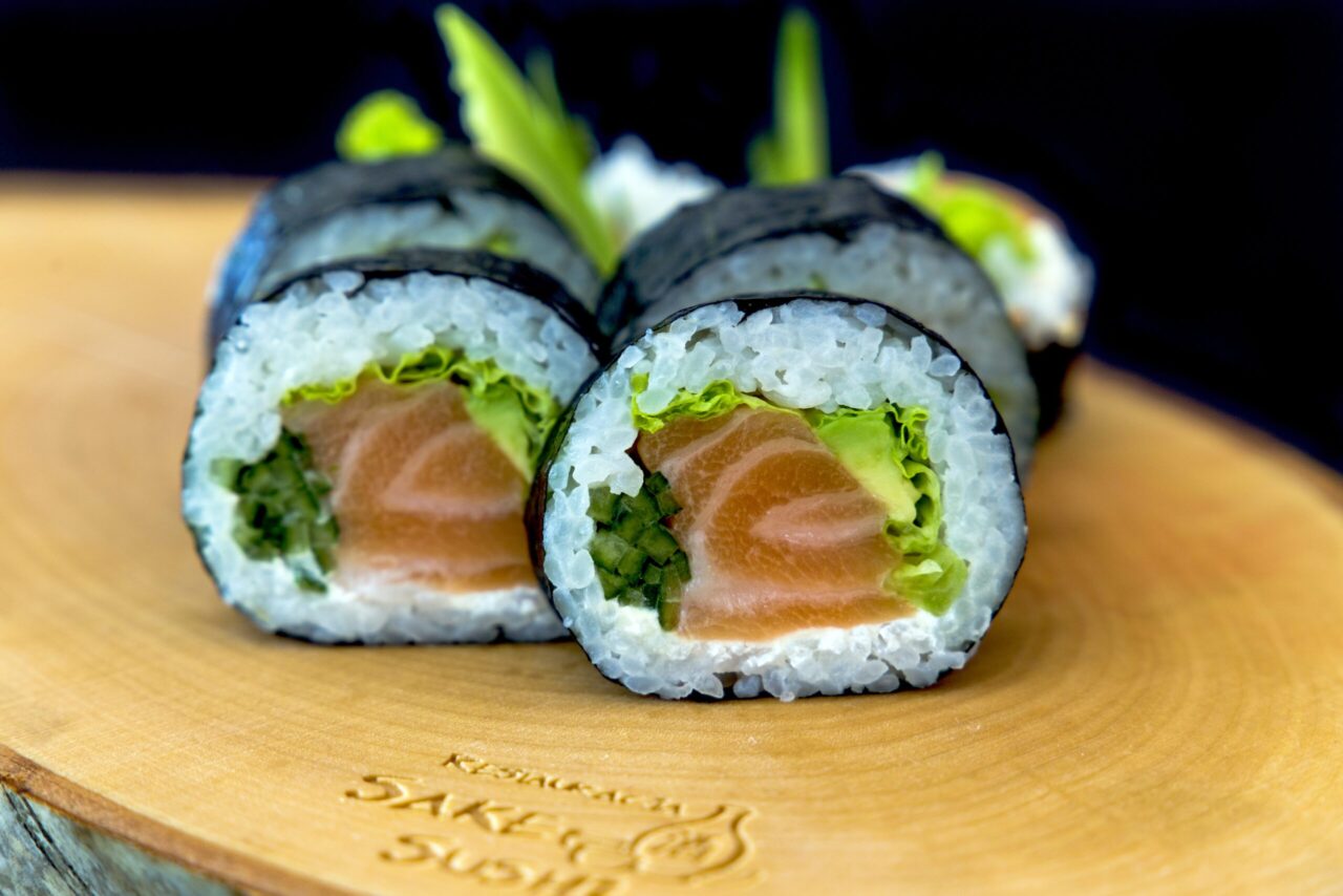 Futomaki - sake sushi
